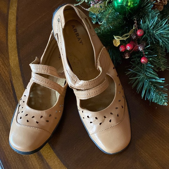 Array | Shoes | Array Velcro Mary Janes | Poshmark